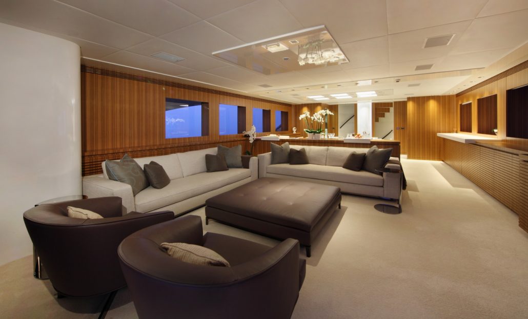SEA SHELL Yacht Charter Details, Fittipaldi | CHARTERWORLD Luxury ...
